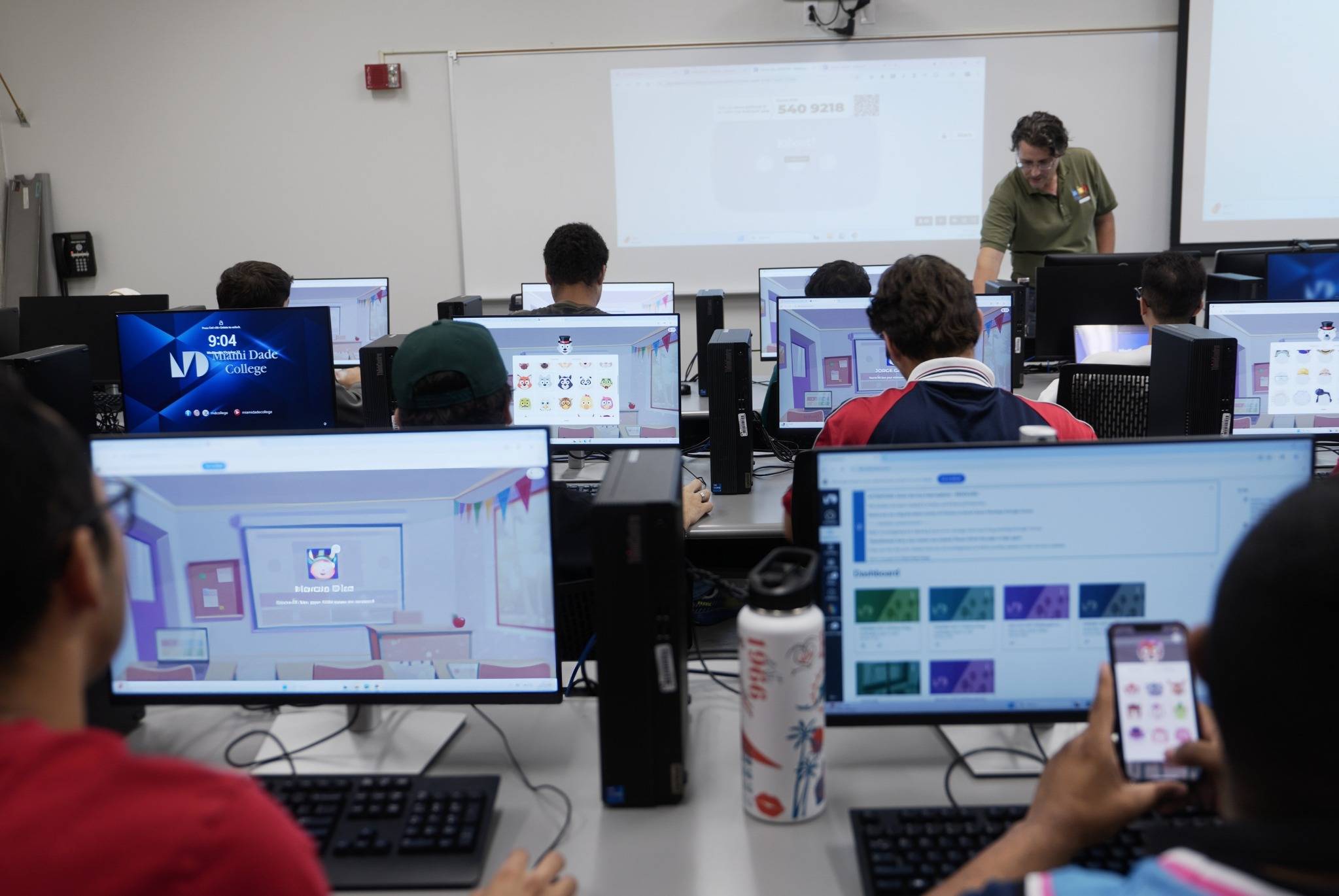 Miami Dade College uses Kahoot! to prepare students for success